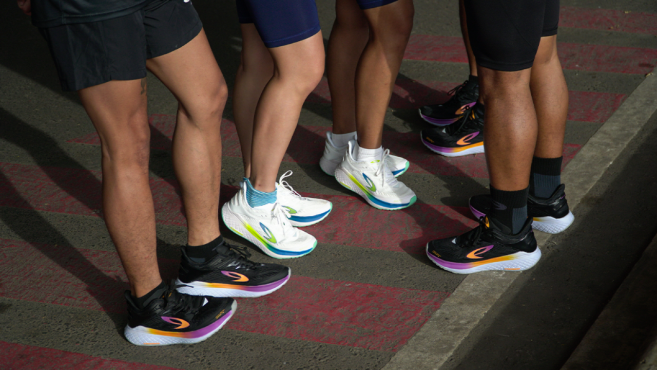 5 Rekomendasi Sepatu Running Lokal Terbaik Dengan Harganya